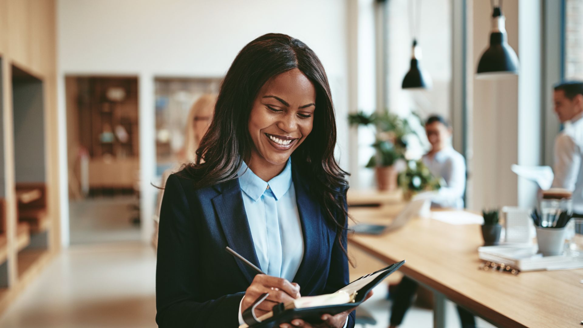 4 Easy Ways AMGtime Lets Employees Clock In and Out - AMGtime Blog